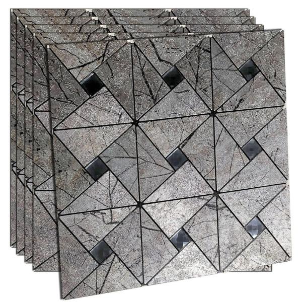 【発売日：2022年05月24日】