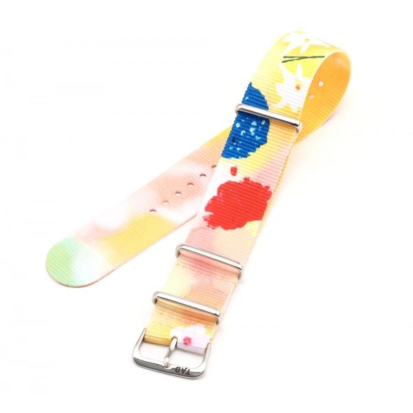 パステル調のベルトに鮮やかな花のモチーフがいっぱい内容量：1サイズ（ベルト）：長さ300mm 幅18〜24ｍｍ　厚み約1mmm カンの高さ1cmサイズ（包装）：縦220mm×横55mm×高さ5mm原材料:ストラップ部　ポリエステル100％　...