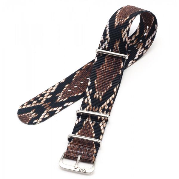 ブラックフェイスの時計に合わせると激渋内容量：1サイズ（ベルト）：長さ300mm 幅18〜24ｍｍ　厚み約1mmm カンの高さ1cmサイズ（包装）：縦220mm×横55mm×高さ5mm原材料:ストラップ部　ポリエステル100％　尾錠、Dカン...