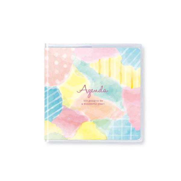 正方形サイズのコンパクトなスケジュール帳です。コンパクトながら、月の満ち欠け表示や、次月のカレンダー、メモ欄もあり、必要な機能はバッチリ。「1度使うと手放せない」というお声が多いスケジュール帳です。2026年度版より本文を、より使いやすくリ...