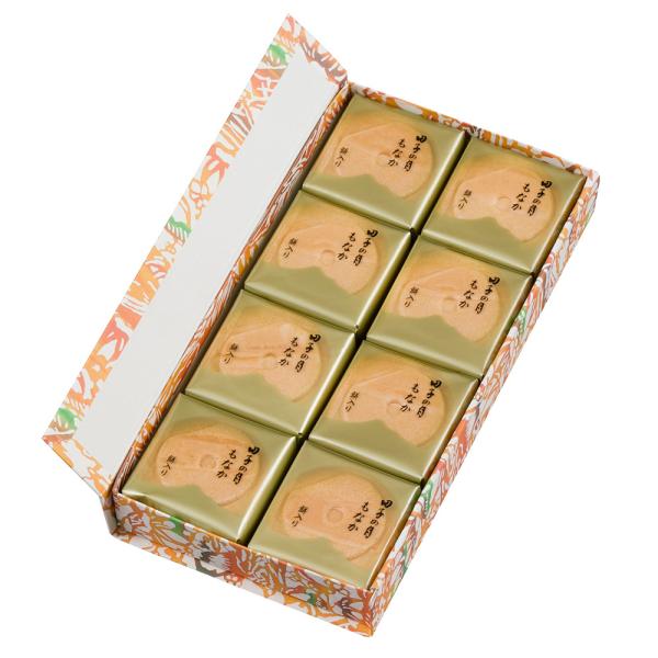 【商品説明】香ばしい皮に、北海道十勝産小豆と氷砂糖を使用し、あっさりと仕上げた粒餡と、程良いやわらかさの求肥餅、 それぞれが絶妙に調和している田子の月の代表銘菓です。【お日持ち(目安)】4〜5日上記、お日持ちは、到着後の商品の目安です。発送...