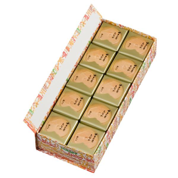 【商品説明】香ばしい皮に、北海道十勝産小豆と氷砂糖を使用し、あっさりと仕上げた粒餡と、程良いやわらかさの求肥餅、 それぞれが絶妙に調和している田子の月の代表銘菓です。【賞味期限】製造日＋7日(7月〜9月は＋6日)【栄養成分(1個あたりの推定...