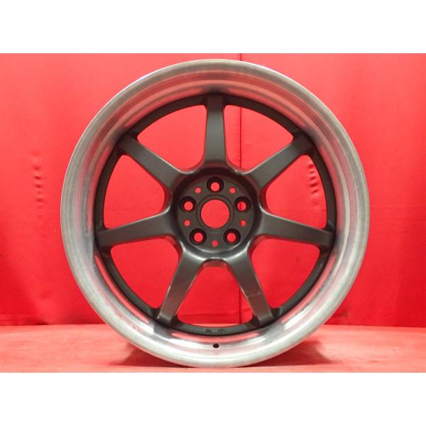 キズ等の表記や画像につきまして、中古として表記が必要と判断した箇所を画像や文字にて表現し掲載しており、よく見ないとわからない細かなキズや若干の色違い等は省略させて頂いております。 曲がりやブレについて、バランスはすべて検査合格した商品のみを...