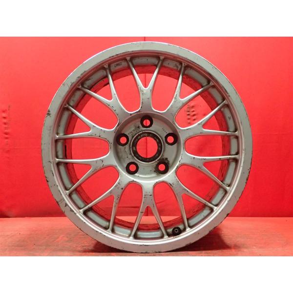 キズ等の表記や画像につきまして、中古として表記が必要と判断した箇所を画像や文字にて表現し掲載しており、よく見ないとわからない細かなキズや若干の色違い等は省略させて頂いております。 曲がりやブレについて、バランスはすべて検査合格した商品のみを...