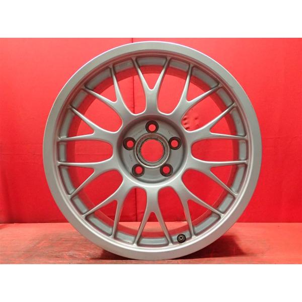 キズ等の表記や画像につきまして、中古として表記が必要と判断した箇所を画像や文字にて表現し掲載しており、よく見ないとわからない細かなキズや若干の色違い等は省略させて頂いております。 曲がりやブレについて、バランスはすべて検査合格した商品のみを...