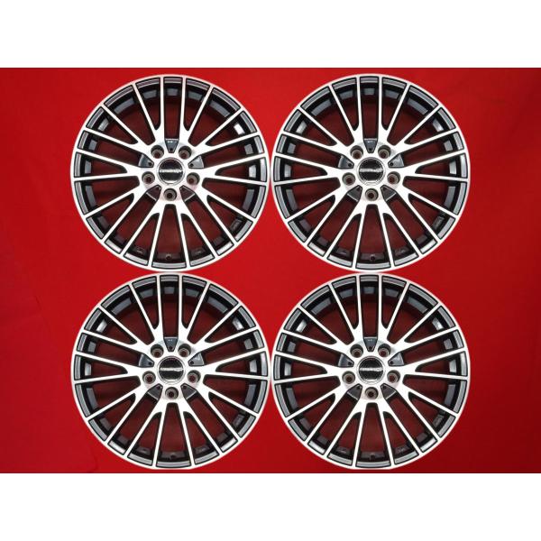 2本リム、3本ディスク面極小キズありますが、車に装着すると、ほぼ目立たず全体的にはキレイな一品です！新品ゴムバルブ付。※取付には13Ｒの純正ボルトを使用して下さい(車種により併用不可の場合有り)。※アウディ、フォルクワーゲン純正センターキャ...