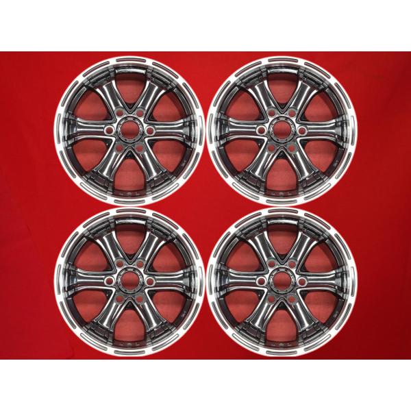 ほぼキズ無しの極上品です！センターキャップ欠品しております。※お手持ちの純正キャップをご使用ください。新品ゴムバルブ付。※取付にはトヨタ純正ストレートナットが必要です。お持ちでない方には中古品1台分￥8,800税込で販売致しております。