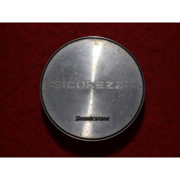 ポテンザＴＲ−1・ＴＲ−2・ＴＲ−3のセンターキャップだと思われます※高さ5.5ｃｍ Φ67 4ヶセット★懐かしの一品ですよ!! 旧車オーナーさん必見！ジャンクB