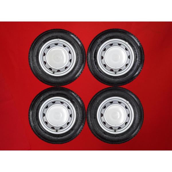 タイヤ商用車(バン)用、145R12　6PR相当品です。▲中古品のためキズ・経年劣化・汚れ等があります。特別画像が必要と判断した部分は詳細画像を掲載しておりますので、商品画像または現品にてご確認くださいませ。