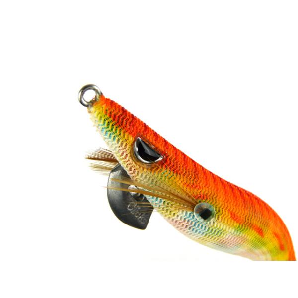 水中を手に取るように感じ取り、自由自在に多彩なアクションで烏賊を翻弄。性能、使用感、デザイン−全ての答えがこのプロスペックにあります。刺さりと強度を求めるべく、ステンレス製国産化研フックを使用し、鮎針と同様の刺さりを実現。強靭な刺さりを誇る...