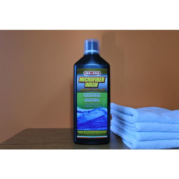 特徴１） 高濃度設計（Extremely Concentrated）　　わずか15 mlで1 kgの洗濯物を強力洗浄。　　プロ用でも家庭用でも高い経済性を実現。２） ノンソフナー＆ノンカチオン処方　　柔軟剤およびカチオン性界面活性剤を一切使...