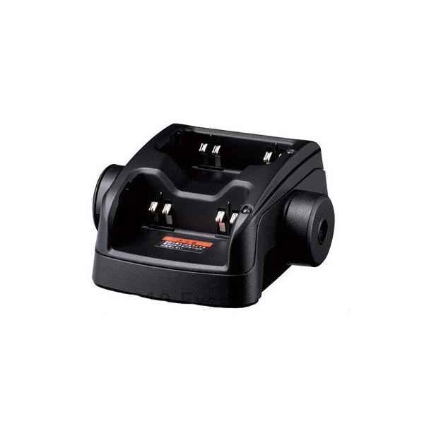 ●SBH-30は八重洲無線製(スタンダードホライゾン)の連結型充電器です。●別売りのACアダプタSAD-50Aと組み合わせて八重洲無線製のデジタル簡易無線を2台まとめて充電することが出来ます。●本製品を最大3台連結して、ACアダプタ1本のま...