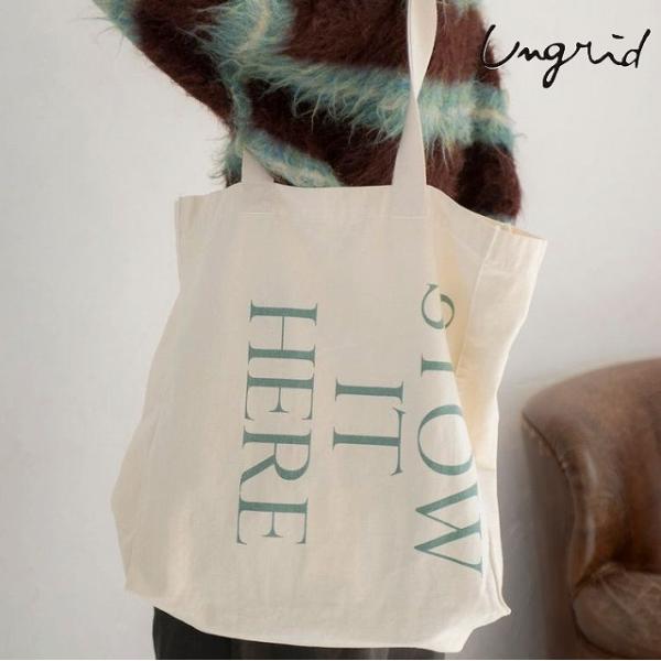 ＼セール 30%OFF 定価 \6,050／Ungridビッグロゴトートバッグ使いやすいサイズ感で、配色がかわいいロゴバッグ。どのカラーもキャッチーな配色で、スタイリングのポイントに。ロゴの雰囲気は足つきのフォントにすることで、落ち着きのあ...