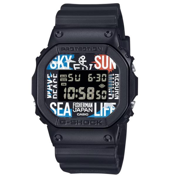 【発売日：2024年06月14日】1983年の発売以来、飽くなき挑戦と強さを求めるG-SHOCKから、石巻を拠点とする漁師グループ「FISHERMAN JAPAN」の10周年を記念するコラボレーションモデルです。宮城県石巻を舞台としたアート...