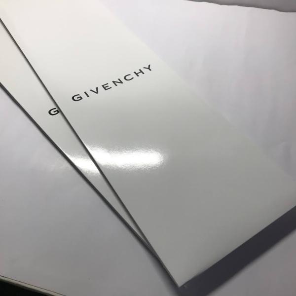 【発売日：2021年03月31日】ジバンシーネクタイケース　2枚セットサイズ 42cmx13cm色：白