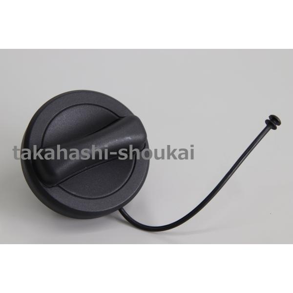 新品【ベンツ純正部品】燃料キャップ A0004705200・A0004704300