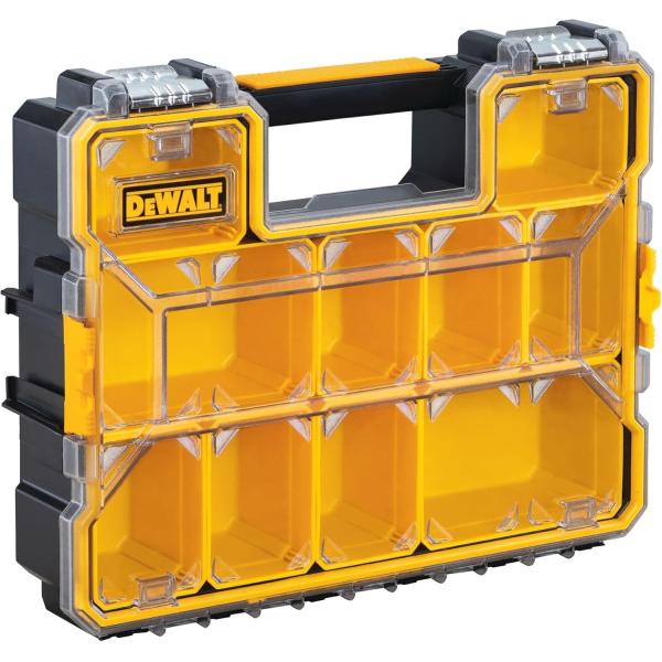 【商品説明】デウォルトのプロオーガナイザーLサイズ(DWST14825)は、工具や小物の整理に適した収納ボックスです。透明なポリカーボネート製の蓋により中身が一目で確認でき、作業効率を向上させます。耐久性のある金属製バックルとキャリーハンド...