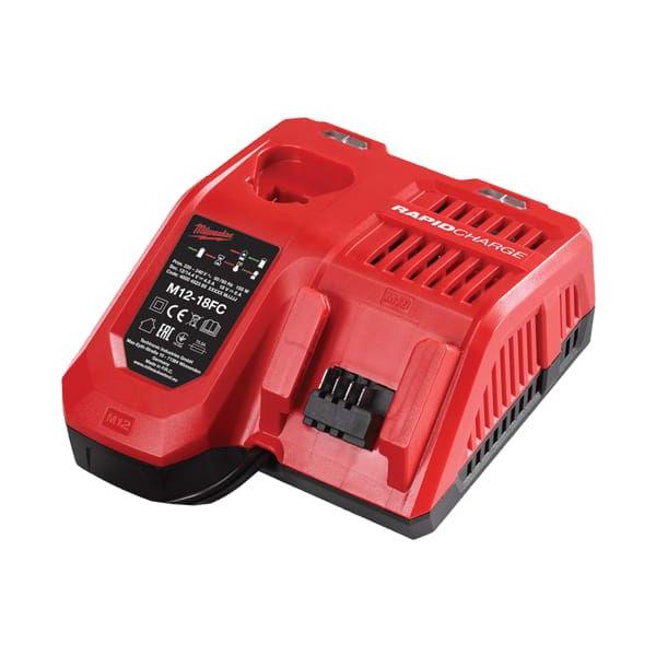 すべてのM12およびM18 REDLITHIUM-IONバッテリーパックに接続可能シーケンシャル充電：1つめのバッテリーが充電されると、挿入されている2つめのバッテリーが自動的に充電されます