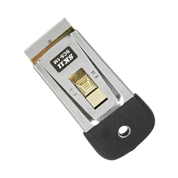 JANコード  4977292166928ブランド名  ＳＫ１１商品名  替刃式スクレーパー　ミニ規格  SCS-1M商品サイズ  幅80 ×高さ180 ×奥行き20mm重量75ｇ用途  フローリング・タイルの汚れ落とし、シール等の粘着物の...