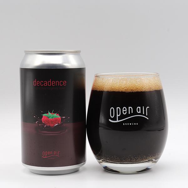 【クラフトビール５本まで送料同じです】濃厚なチョコレート感とラズベリーの風味を組み合わせ、「ラズベリートリュフのような味わい」を目指してつくられています。副原料に、ラクトース、カカオニブ、トンカ豆、ラズベリーを使用しています。【Food p...