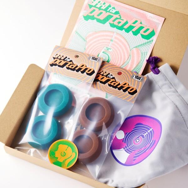 YAXI EARPADS for Koss PORTAPRO 2Pairs+Pouch ((Green+Brown)+Pouch)商品コード：66080078285型番：(Green+Brown)+Pouchカラー：グリーン、ブラウン。ポー...