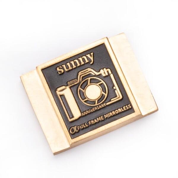 カメラホットシュー保護カバーは Sony A1 A7C A7CR A7CII A7R A7M2 A7M3 A7R4 A7R5 A7S3 A6700 A6600 A6500 に対応 (銅合金-Sonyに対応)商品コード：66080846666...