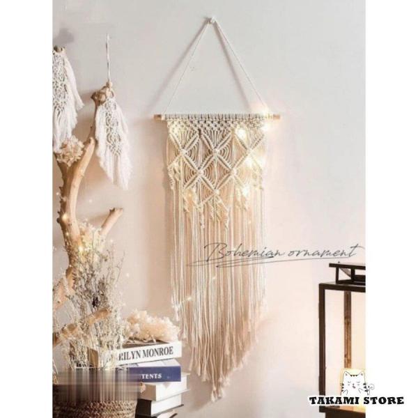 爆買 サイズ：約40cm×105cmお部屋に飾るだけで一気におしゃれにできるマクラメタペストリー。ロープを編んで幾何学模様を作って、ぬくもりのある空間を演出してくれます。北欧?ビーチ系のインテリアが好きな方、 西海岸やボヘミアンテイストのお...