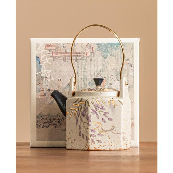 素材：セラミックサイズ：口径約5cm   高さ約13.8cm 容量約174ml・出来る限り実物に近いお色で画像を掲載しておりますが、ＰＣモニターなどの環境等により、若干異なる場合がございます。予めご了承ください。・実際の製品は、天候による環...