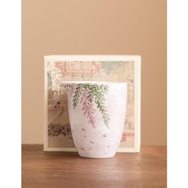 素材：セラミックサイズ：口径約7cm   高さ約9cm 容量約200ml・出来る限り実物に近いお色で画像を掲載しておりますが、ＰＣモニターなどの環境等により、若干異なる場合がございます。予めご了承ください。・実際の製品は、天候による環境変化...