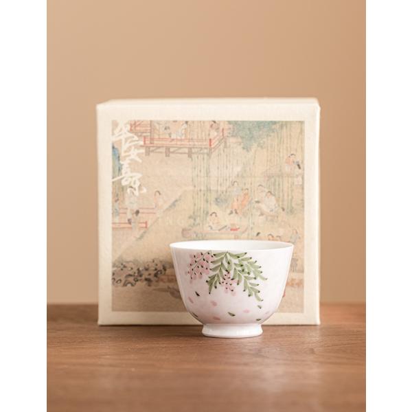 素材：セラミックサイズ：口径約6cm   高さ約4.4cm 容量約50ml・出来る限り実物に近いお色で画像を掲載しておりますが、ＰＣモニターなどの環境等により、若干異なる場合がございます。予めご了承ください。・実際の製品は、天候による環境変...