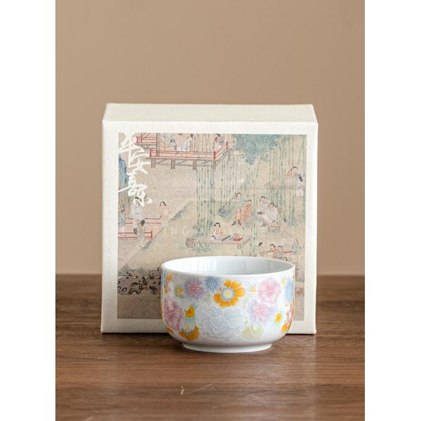 素材：セラミックサイズ：口径約6.8cm   高さ約4cm 容量約98ml・出来る限り実物に近いお色で画像を掲載しておりますが、ＰＣモニターなどの環境等により、若干異なる場合がございます。予めご了承ください。・実際の製品は、天候による環境変...