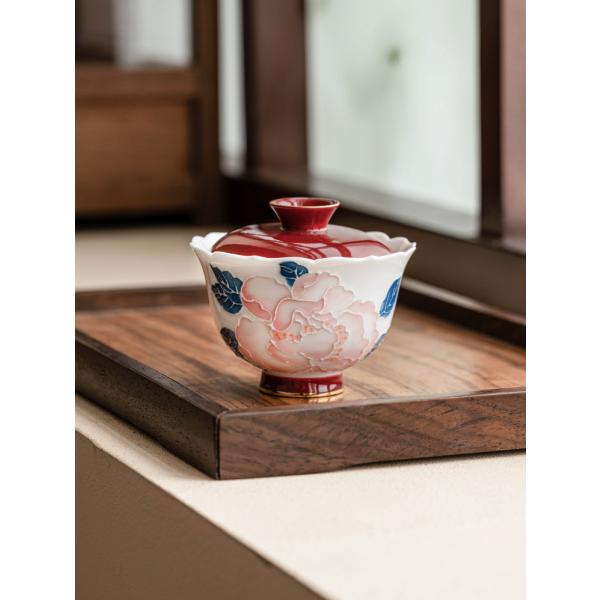 【素材】セラミック【サイズ】蓋碗：口径約8.7cm   高さ約7.4cm 容量約112ml ・出来る限り実物に近いお色で画像を掲載しておりますが、ＰＣモニターなどの環境等により、若干異なる場合がございます。予めご了承ください。・実際の製品は...