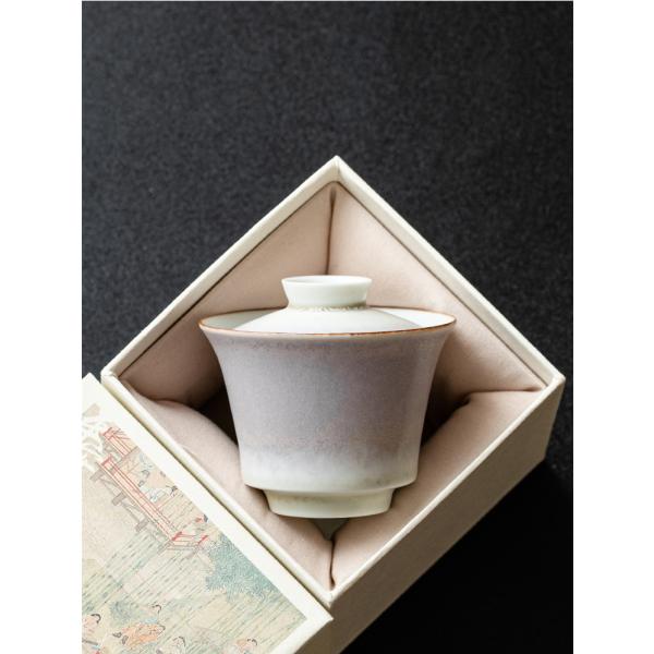 【素材】セラミック【サイズ】蓋碗：口径約8.2cm   高さ約7.4cm 容量約123ml ・出来る限り実物に近いお色で画像を掲載しておりますが、ＰＣモニターなどの環境等により、若干異なる場合がございます。予めご了承ください。・実際の製品は...