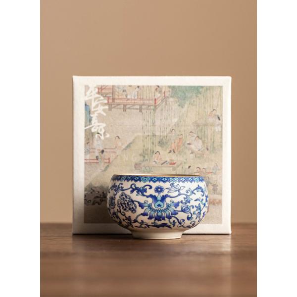 素材：セラミックサイズ：口径約5.7cm   高さ約4.2cm 容量約80ml・出来る限り実物に近いお色で画像を掲載しておりますが、ＰＣモニターなどの環境等により、若干異なる場合がございます。予めご了承ください。・実際の製品は、天候による環...