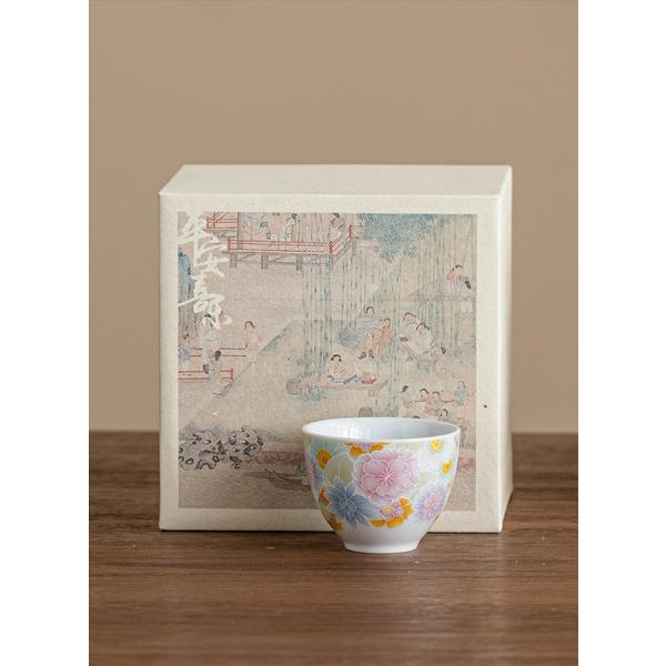 素材：セラミックサイズ：口径約5cm   高さ約3.8cm 容量約37ml・出来る限り実物に近いお色で画像を掲載しておりますが、ＰＣモニターなどの環境等により、若干異なる場合がございます。予めご了承ください。・実際の製品は、天候による環境変...