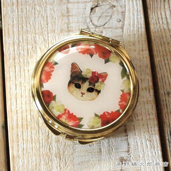 アクセサリーケースです。ポップでキュートな色合い。お部屋でも、バッグの中でも、可愛さ満点です。とことこサーカスの摩訶不思議な世界にどっぷりです。■この商品の配送は宅配便、レターパックプラス、　レターパックライトをご選択いただけます。　 詳し...