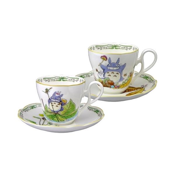 【ノリタケ】≪となりのトトロ≫ティー・コーヒー碗皿ペア（絵柄違い）セットセット内容【カップ】口径約8.7cm、長径（取っ手含）約11.9cm、高さ約7.9cm、容量約258cc　【ソーサー】直径約15.4cm、高さ約2.5cm　コーヒー碗皿...