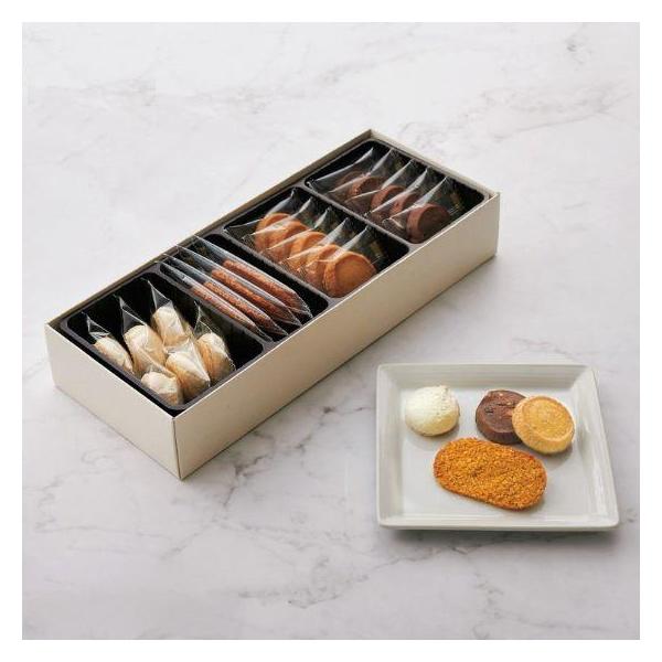 ドライフルーツやナッツを使用したサクサクとした食感のクッキーです。■箱サイズ　29.5×12×5.2cm・60サイズ・250g■商品詳細　マカロン6個・イチジク・チョコレート各5個・ココナッツ4個・賞味期間/製造日より常温約90日・［日本製...