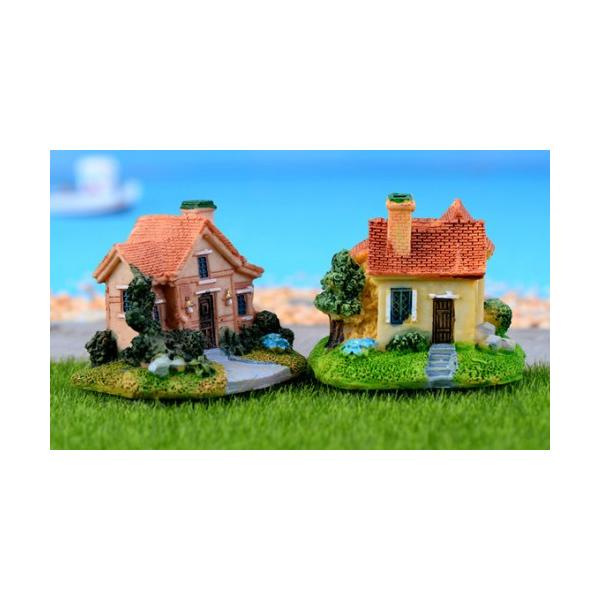 ■商品詳細セット内容：1個商品サイズ：約5*6cm材質：樹脂生産国：中国発送方法：ゆうパック 小さなスケールにもかかわらず、緻密でリアルな造形で感動をもらいます。車やお部屋のオブジェにはもちろん、ディスプレイ等のパーツ素材にもおすすめです。