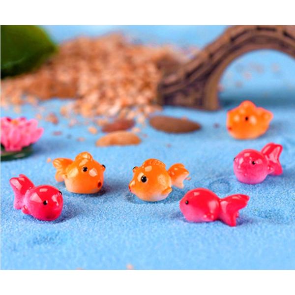 ■商品詳細セット内容：1体フィギュアサイズ：約2*1.3cm材質：樹脂生産国：中国水槽などに入れて楽しめます。スノードームづくりにも重宝します。沈みますので、ご注意ください。