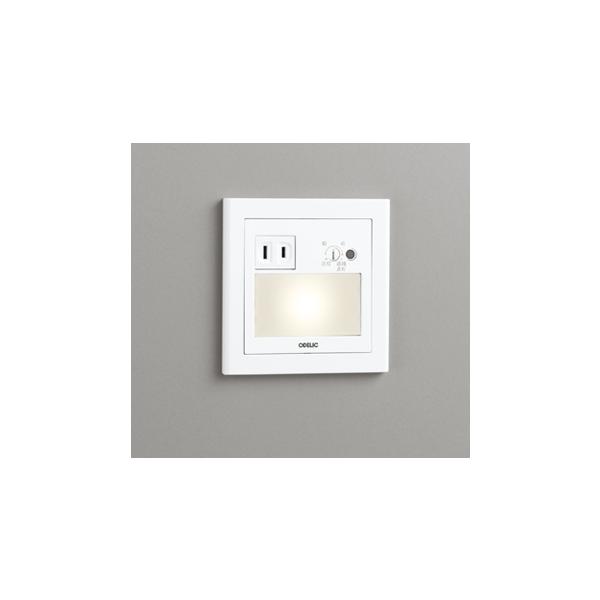 住宅用照明器具 オーデリック ナイトライト・足下灯 OB255031P1 検索用カテゴリ25 【LED照明】 【電球色】 【非調光】 【センサー付】 【コンセント付】