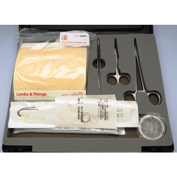 ※ 縫合パッドPro(L)の代わりに、縫合パッド（L)（廉価版）が含まれております。縫合に関する中心的な技術の練習や、縫合材料などの説明用などにもお使いいただけます。※ ご注文時に、お手数ですが「お勤め先」「通学先」の、医療機関名などを  ...