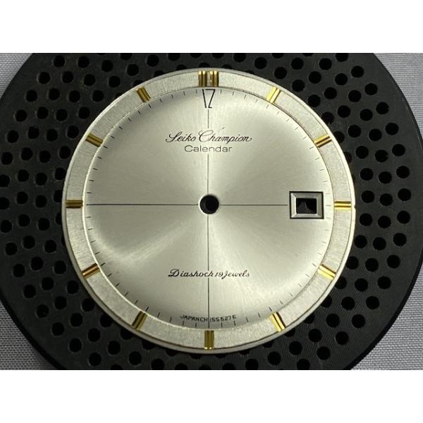 ブランド：セイコー チャンピオン商品状態：未使用品（デッドストック品）文字盤色：シルバーインデックス色：金色直径：32.0mm当社の倉庫の中で保管しておりました未使用品(デッドストック品)です。※この商品以外に代替不可の為、商品状態を中古品...