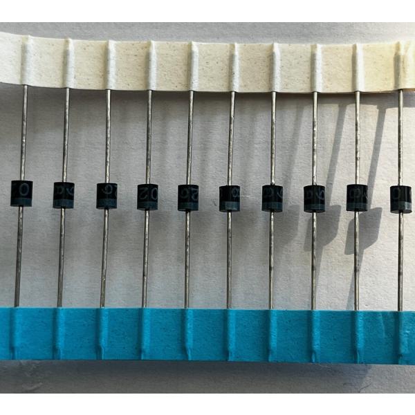 メーカー：富士電機カテゴリー：ダイオードVRM(V)：600Vio(A)：1A実装タイプ：アキシャルリード※RoHS対応かは不明