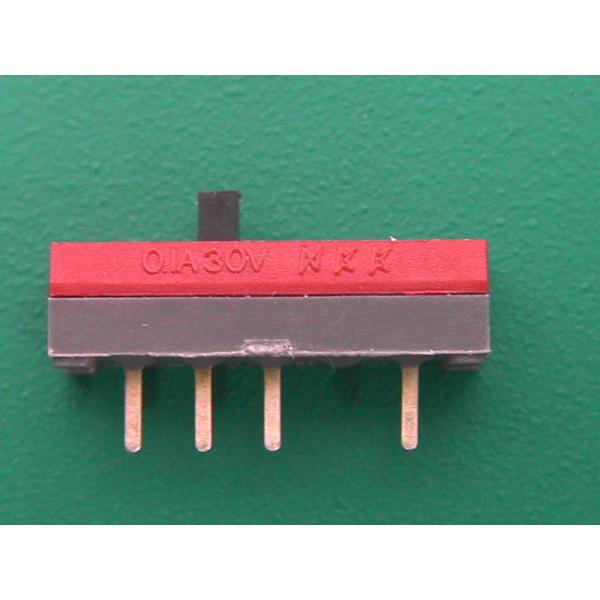 スライドスイッチ機能動作：ON-ON-ON回路：単極３投実装方法：DIP操作部形状：縦ツマミ