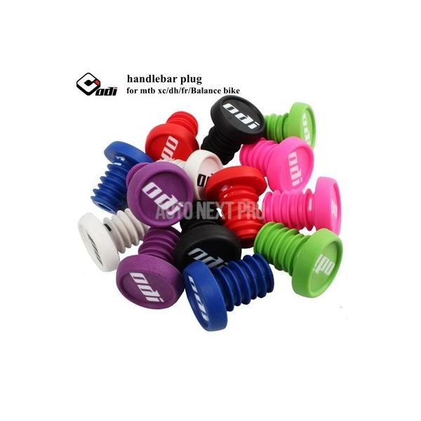 当店で取り扱っている商品は、主に海外製の社外品となっております。そのため、国内正規品と比べると品質やサービス面で違いが生じる場合がございます。また、メーカーによる保証やアフターサービスは付帯しておりませんので、あらかじめご了承くださいますよ...