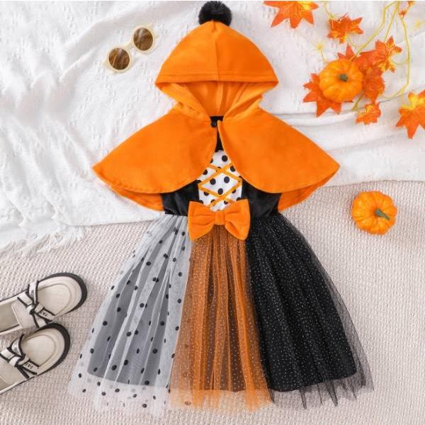 お取り寄せ商品【マント+ワンピース】ベビー きぐるみ パジャマ キッズ ロンパース 男の子 女の子 防寒 部屋着 ハロウイン変身 幼稚園 パーティーハロウィン時期に、赤ちゃんの仮装用サロペットです♪この一枚があれば、きっと色々なシーンで活躍...