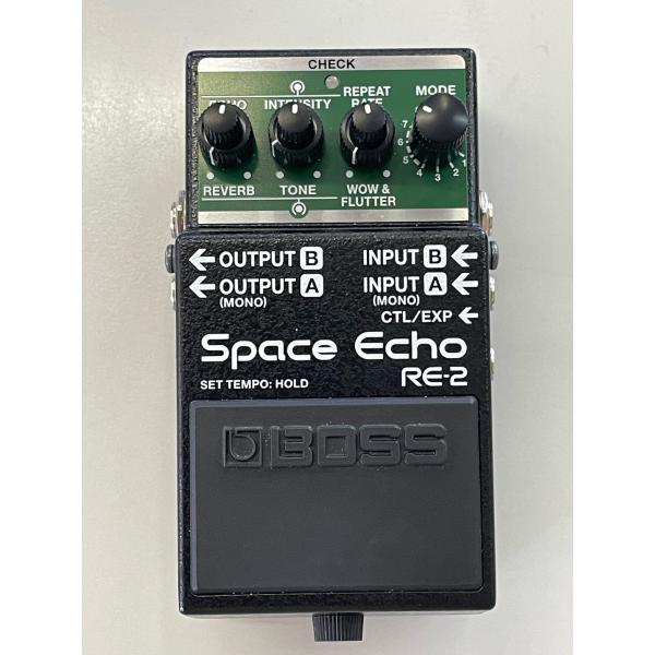 数々のアーティストが愛用したBOSS往年の明記 Space Echo RE-201のサウンドと振舞いを、かつてないレベルで再現したコンパクト・ペダル。テープエコー独特の揺らぎある有機的なサウンドは、オリジナルの2倍の長さで使用可能に、また合...