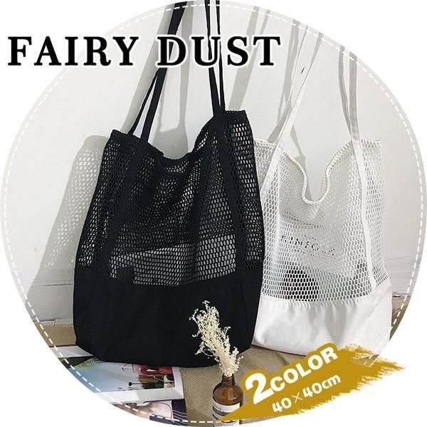 商品詳細：カラー：/ホワイト/ブラックサイズ：/フリーサイズ商品説明◆合わせる服を選ばないので普段着から浴衣や水着の時にもバッチリハマります！◆シャンプーや石鹸、着替えや下着類はもちろん、財布や携帯、鍵なども手元に置けて安全。◆化粧品、スキ...