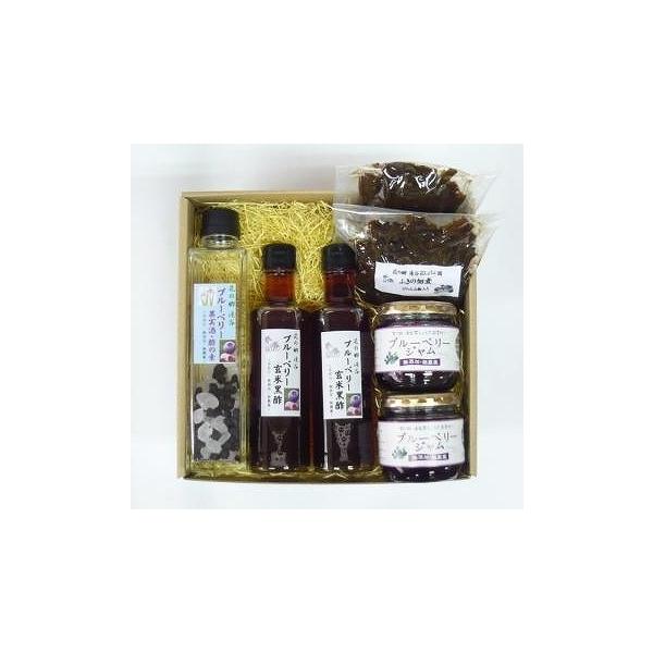 真夏の太陽をいっぱいに浴びた滝谷産のブルーべリーをふんだんに使って作り上げましたオリジナル商品セットです。すべて無添加加工なのでカラダにとってもやさしい商品です。ご自宅用だけでなくギフトにも大変喜ばれます。内容量 ブルーべリージャム200ｇ...